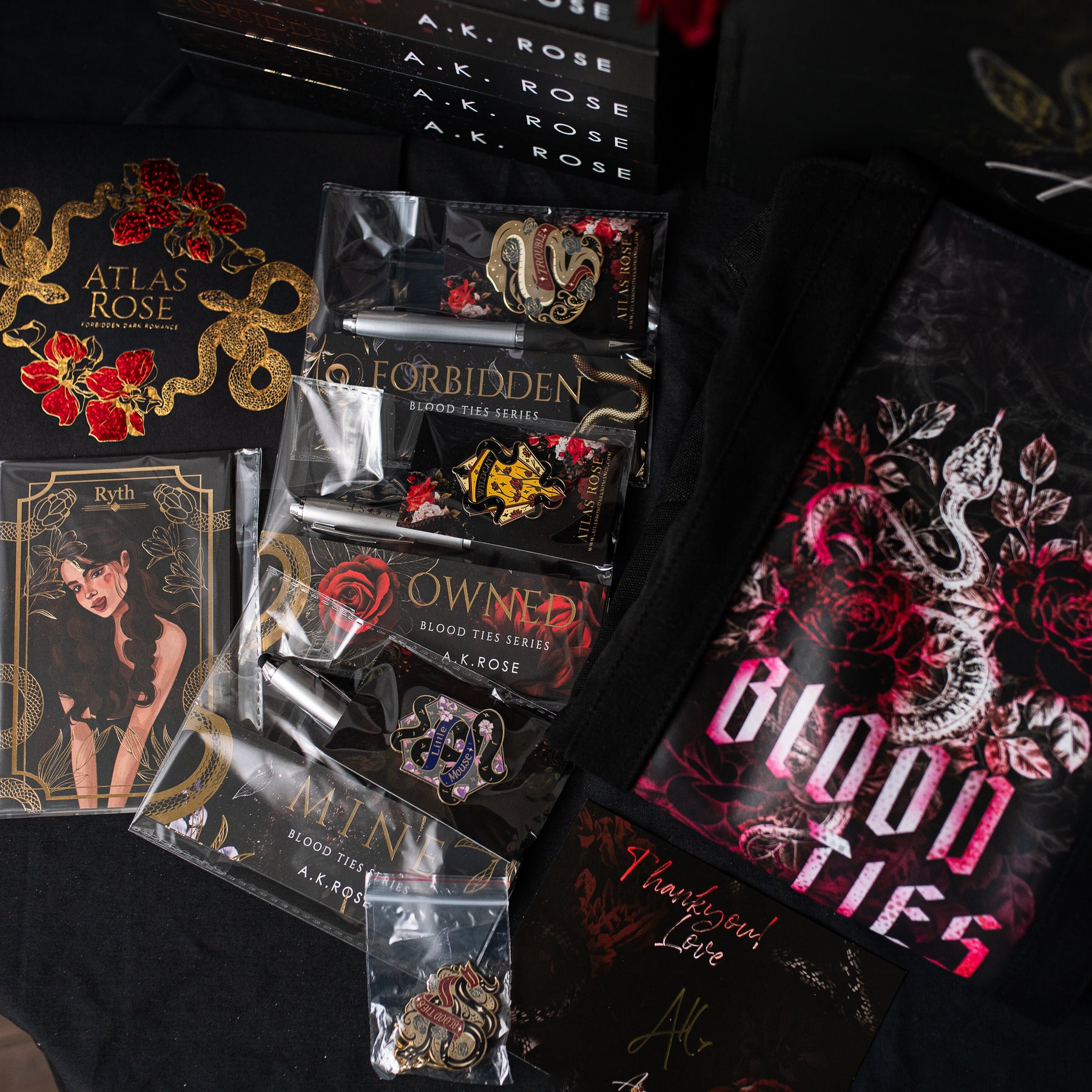 Blood Ties Series: Complete Series Special Edition Collectors Box (Boo – atlasrosedarkromance